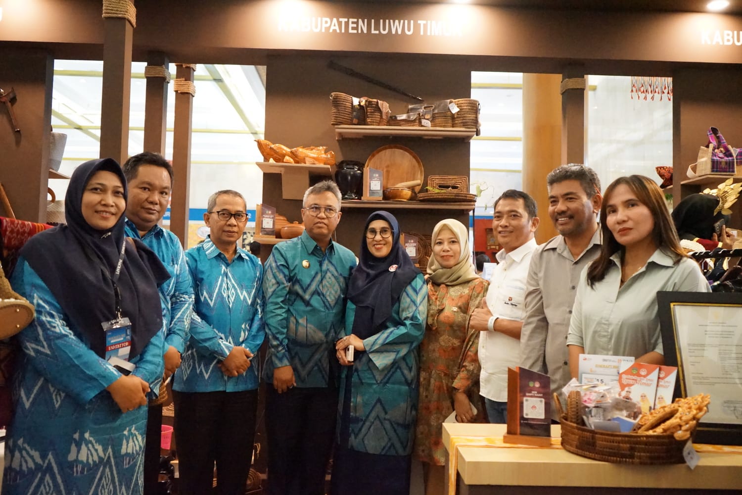 Bupati dan Ketua Dekranasda Lutim Hadiri Pembukaan INACRAFT 2023 di ... Bupati dan Ketua Dekranasda Lutim Hadiri Pembukaan INACRAFT 2023 di ...